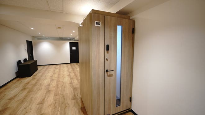<TKPビズ BOX 市ヶ谷カンファレンスセンターNo.5>1人用個室🚪光回線Wi-Fi📶電源🔌テレワーク/オンライン会議の写真8