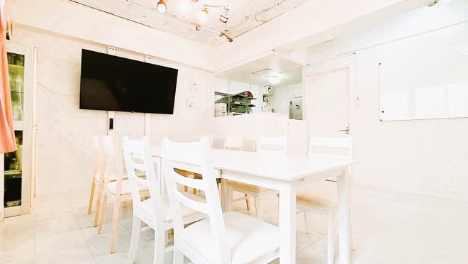 【半蔵門1分】☕コーヒー無料!65型モニター&高速Wi-Fi完備★会議・テレワーク・懇親会やゲームにも最適!の写真3