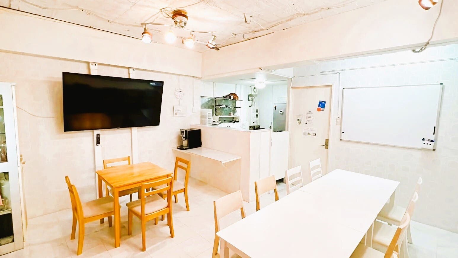 【半蔵門1分】☕コーヒー無料！65型モニター＆高速Wi-Fi完備★会議・テレワーク・懇親会やゲームにも最適！の写真9