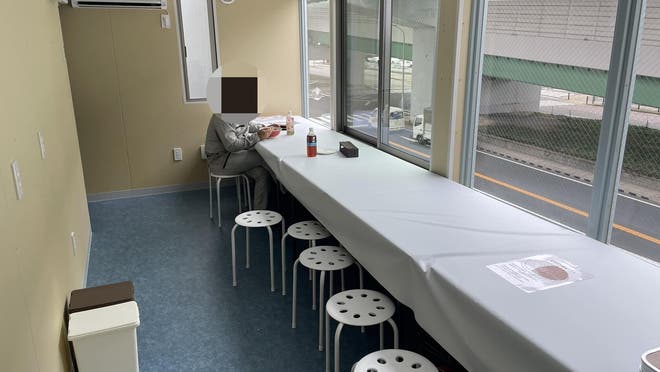 【掲載記念キャンペーン】会議やミーティングに!お誕生日会に!アクセスしやすいレンタルスペース!【高辻会議室】の写真1