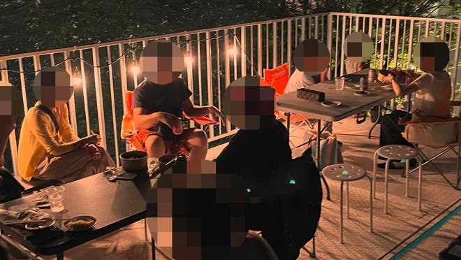 【掲載記念キャンペーン】炭と食材があればBBQ🉑アウトドア設備完備の青空テラス!【ルーフトップ高辻】の写真4
