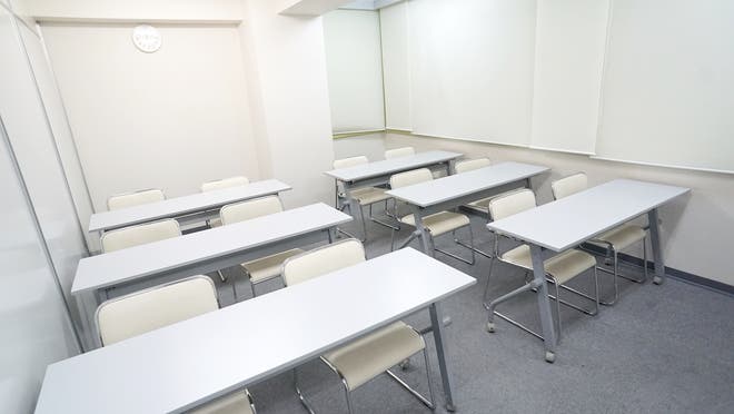 名古屋駅2分×12名×24時間 ディスプレイやホワイトボードなど備品無料の会議室ルームB(スペマ)の写真2