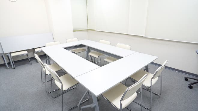 名古屋駅2分×12名×24時間 ディスプレイやホワイトボードなど備品無料の会議室ルームB(スペマ)の写真3