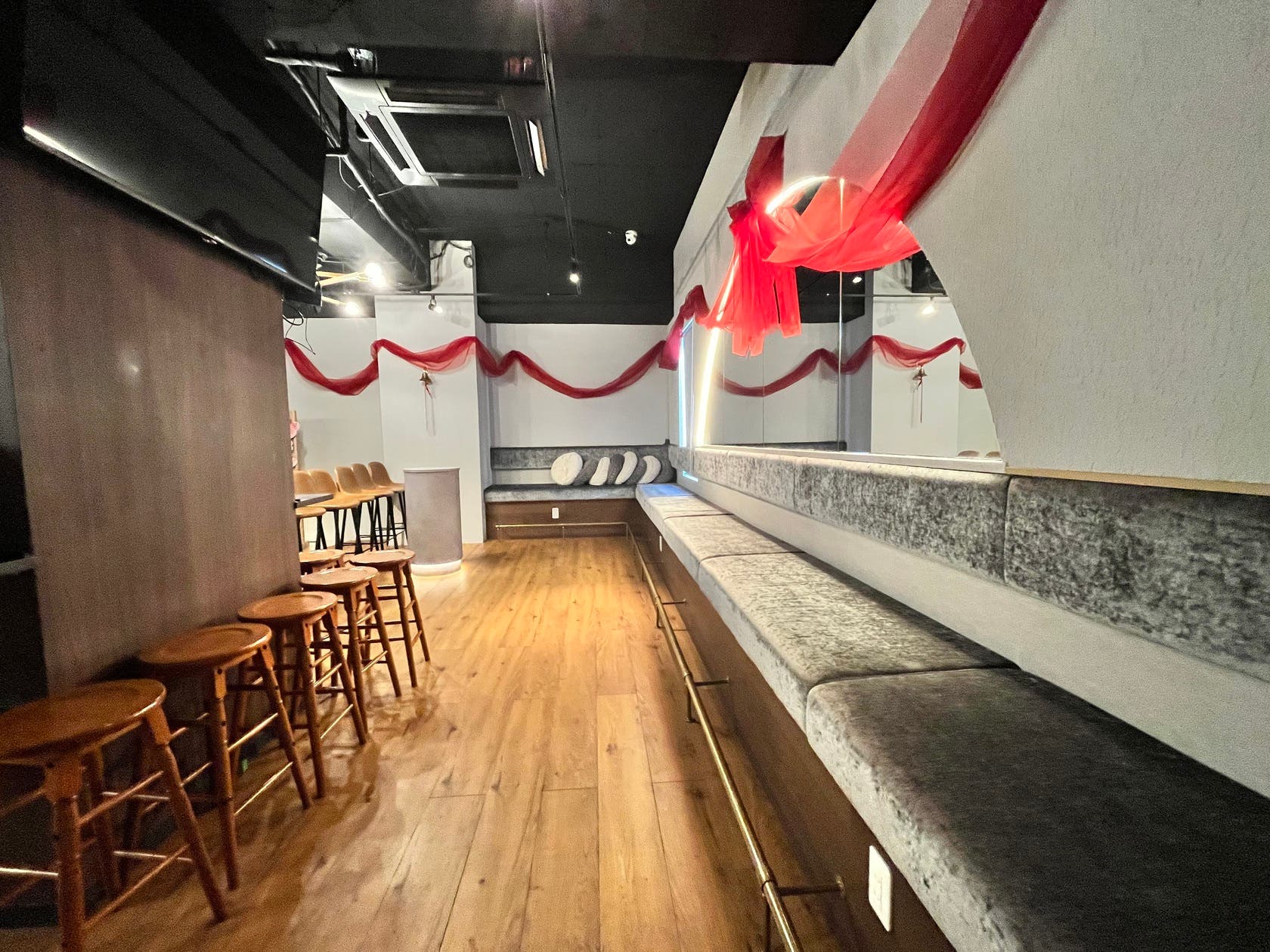 スペモ🍻大塚徒歩１分✨最大120名🥳おしゃれなバー空間を貸切❣️イベント・パーティー・撮影✨888_PICROSS大塚店の写真4