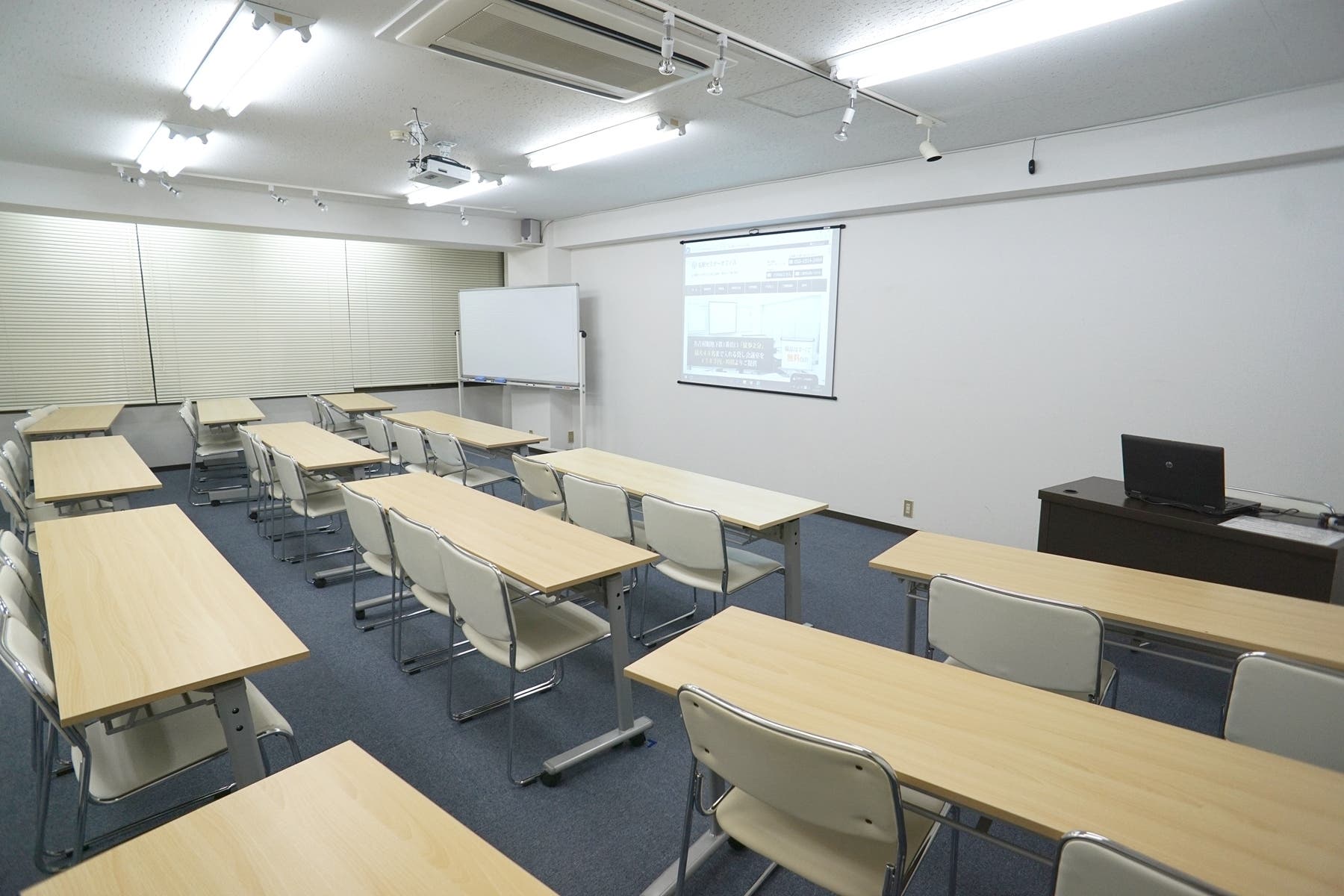 名古屋駅２分☆最大３６名×駅近×24時間365日ご利用可能☆Wi-Fi無料『名駅セミナーオフィス』会議室ルームCの写真2