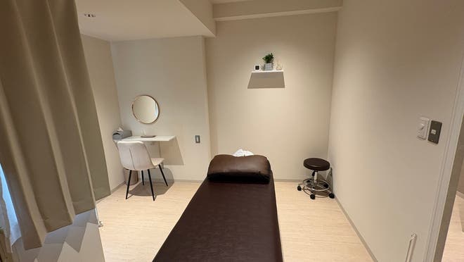 【ROOM5】麻布十番駅近!徒歩1分!今話題の設備が充実したリラクゼーション特化のレンタルシェアサロン!受付スタッフ常駐の写真2