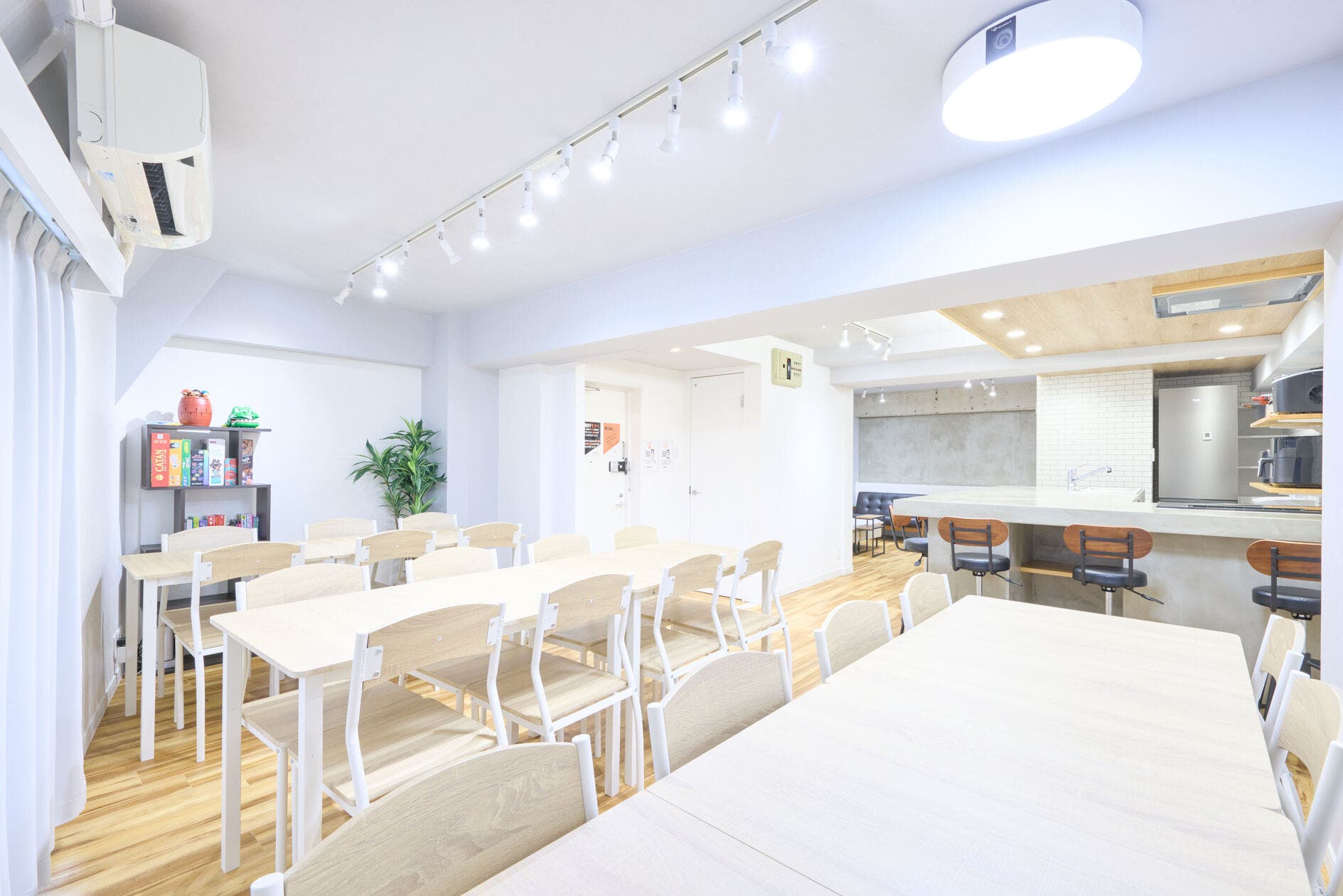 リノスぺキッチン神田岩本町🍳レンタルキッチン｜料理・女子会・打ち上げ・歓送迎会・パーティー・商品撮影物撮りの写真1