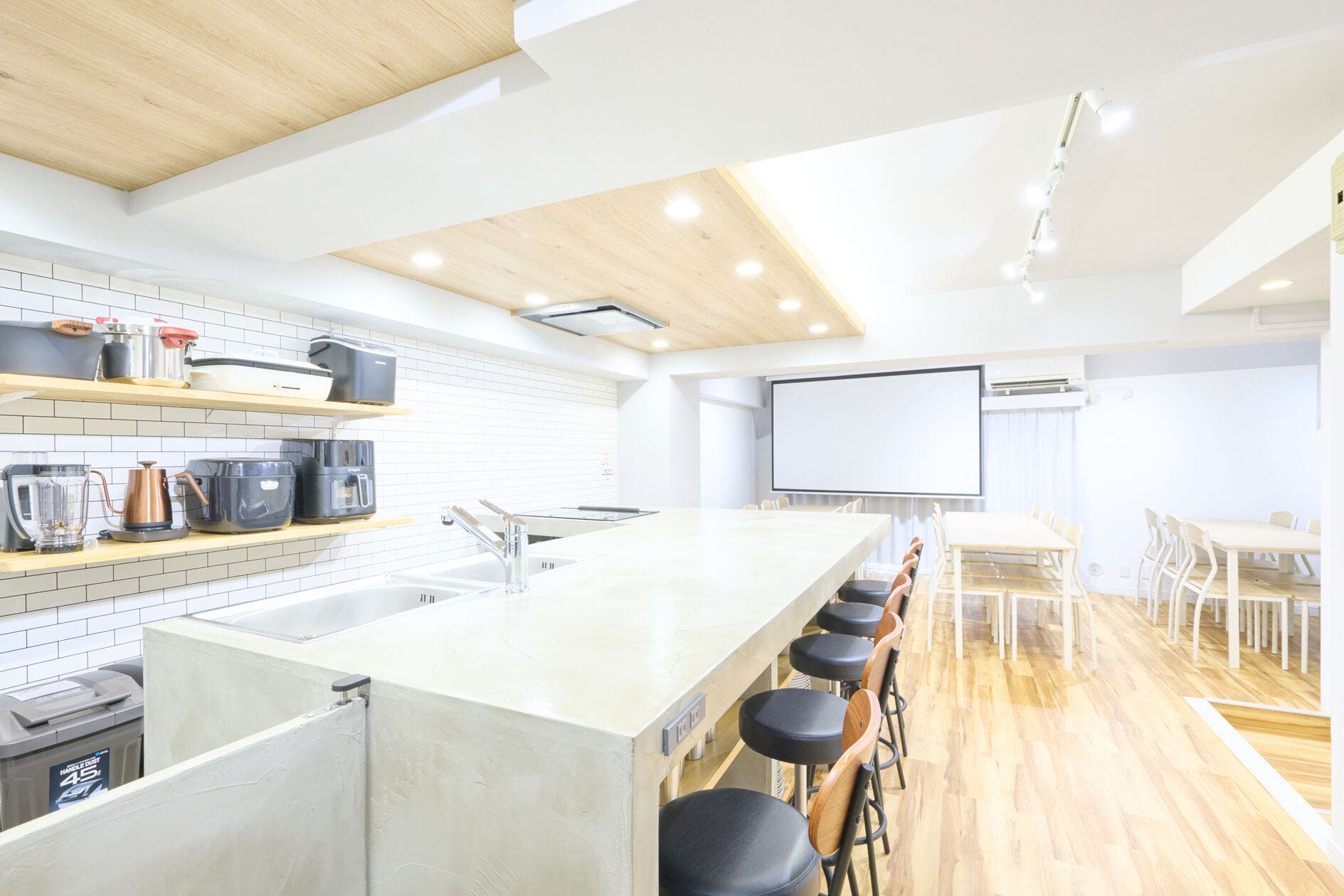 リノスぺキッチン神田岩本町🍳レンタルキッチン｜料理・女子会・打ち上げ・歓送迎会・パーティー・商品撮影物撮りの写真5