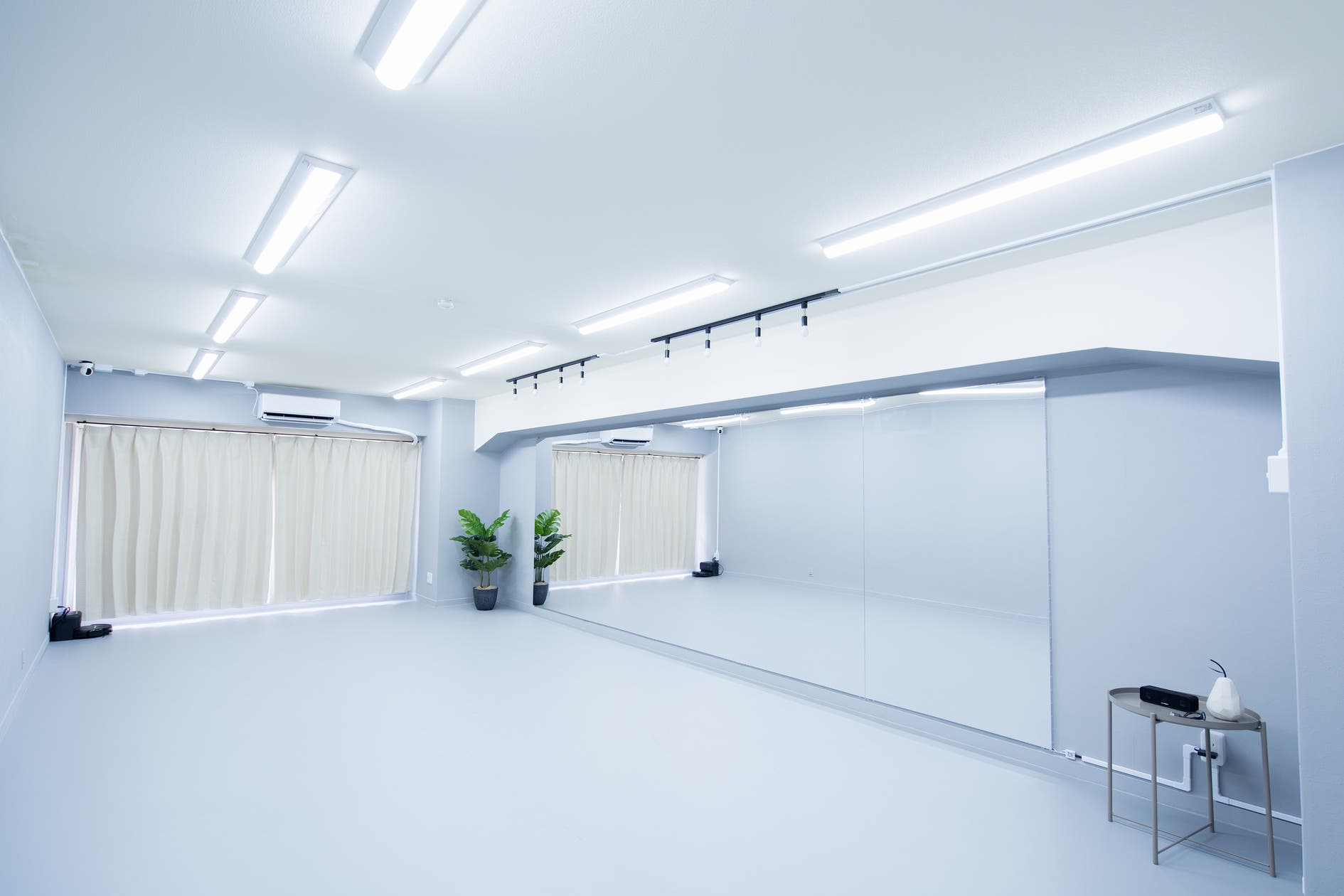🥳新大阪駅3分《STUDIO FAV》大型鏡🪞ダンス・ヨガ・ウォーキング/少人数レッスン/練習/駅近/Wi-Fi完備の写真7
