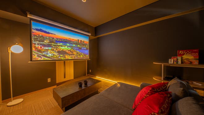 スペモ🎥新大阪駅5分🚄出張💼遠征✈️映画鑑賞🎥プロジェクター🍿ゲーム機🎮デート💖撮影📸650_CINEMA新大阪の写真1