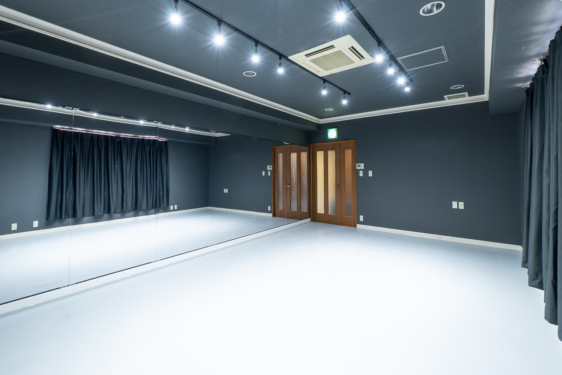 【 栄駅徒歩6分］ダンスができるレンタルスタジオ【24時間営業】の写真2