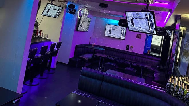 Live DAM.カラオケ無料.広々と4名〜50名迄可!女子会や歓送迎会に是非!の写真10