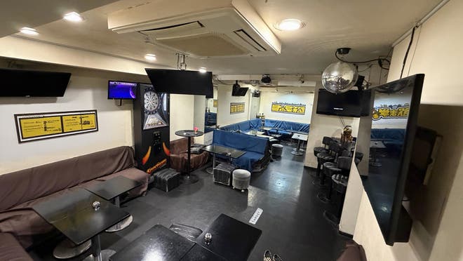 Live DAM.カラオケ無料.広々と4名〜50名迄可!女子会や歓送迎会に是非!の写真13