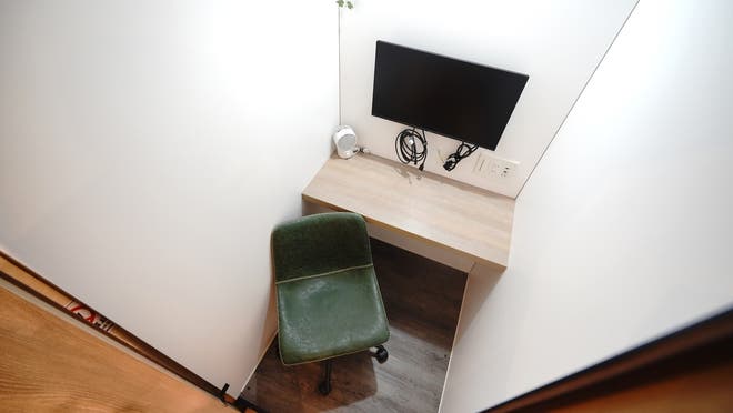 <SpemaBOX_大森駅北口No.1>1人用個室🚪Wi-Fi📶電源🔌モニター🖥️テレワーク/オンライン会議の写真5