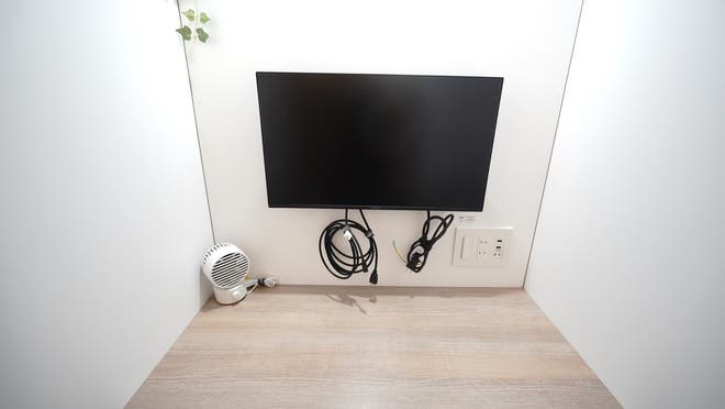<SpemaBOX_大森駅北口No.1>1人用個室🚪Wi-Fi📶電源🔌モニター🖥️テレワーク/オンライン会議の写真2