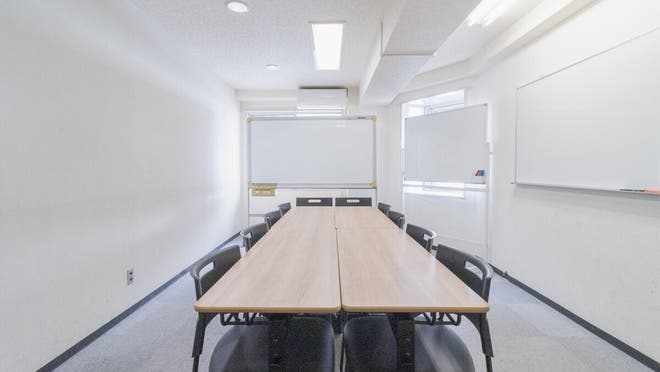 【新宿西口駅近】プロジェクター・WiFi全て無料!ふれあい貸し会議室 新宿B-801(旧ワンコイン会議室新宿 新宿西口会議室A)の写真2