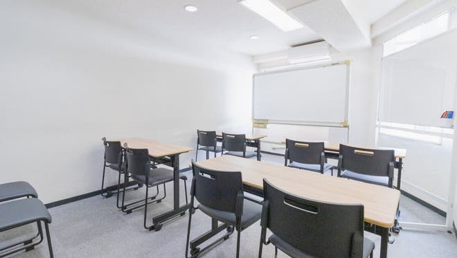 【新宿西口駅近】プロジェクター・WiFi全て無料!ふれあい貸し会議室 新宿B-801(旧ワンコイン会議室新宿 新宿西口会議室A)の写真9