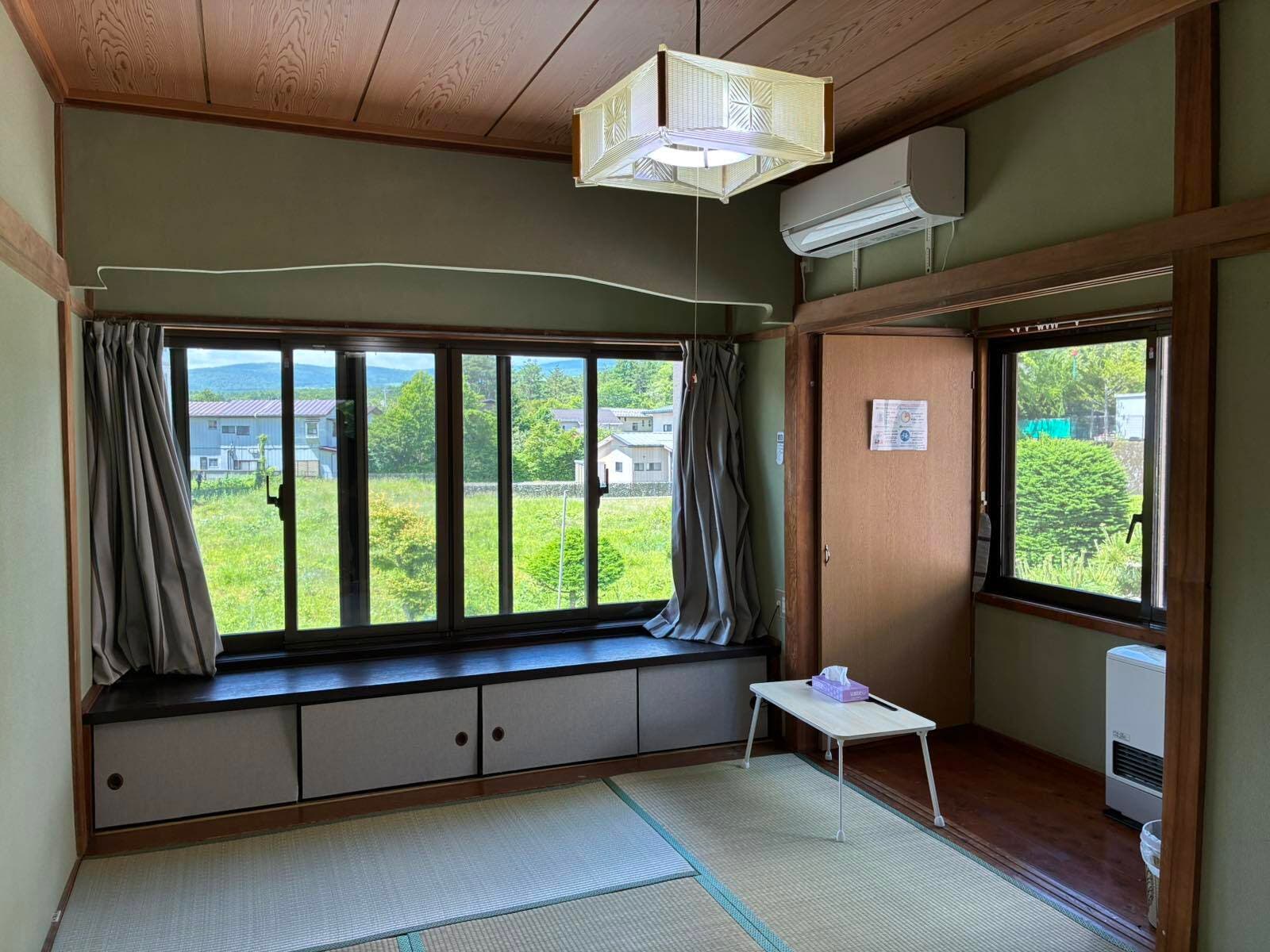 山中湖から徒歩20秒にある老舗旅館｜撮影・コスプレ・会議・女子会・BBQに｜Wi-Fi・電源完備｜の写真1