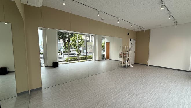 【二子玉川駅徒歩2分】 24.08㎡/ダンスやヨガ等の各種運動に適した自然光の入るスタジオルーム(ルービー二子玉川 room3)の写真7