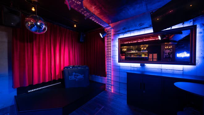 ライブハウスのような臨場感!スポットライトを浴びて特別な一枚を!の写真3