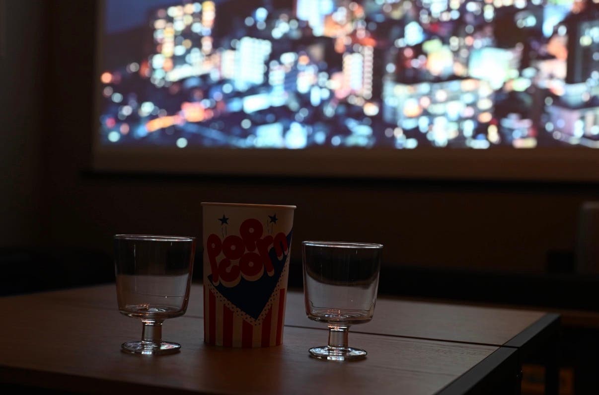 NEW🎊最大17名🉐コスパ💰ﾌﾟﾛｼﾞｪｸﾀ-📽️映画🍿デート💓ゲーム🎮女子会💗推し活🌟THEATER梅田の写真3