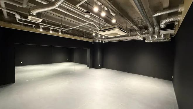 【渋谷駅徒歩3分】35.5㎡/ダンス・ヨガ・レッスン/大人数可能/鏡2面/スピーカー(渋谷2nd room2)の写真1