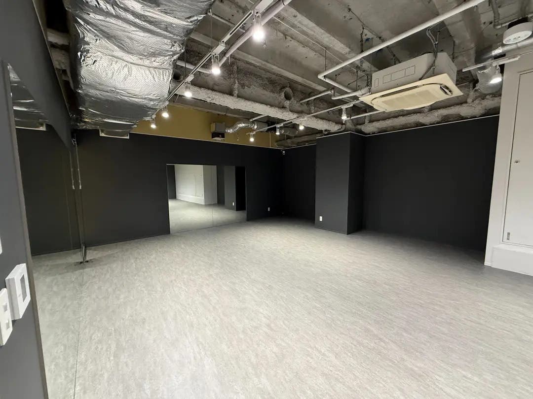 【渋谷駅徒歩3分】58.2㎡/ダンス・ヨガ・レッスン/大人数可能/鏡２面/スピーカー（ルービー渋谷2nd room3）の写真6