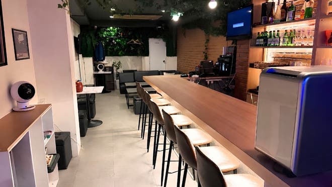 Bar店舗完全貸切/着座26席/カラオケ無料/飲み放題/東梅田駅徒歩圏内の写真3