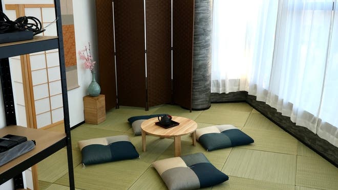 【京都・南区】自然光×和室×4色背景紙|撮影・茶会・ワークショップに使える貸切空間の写真3
