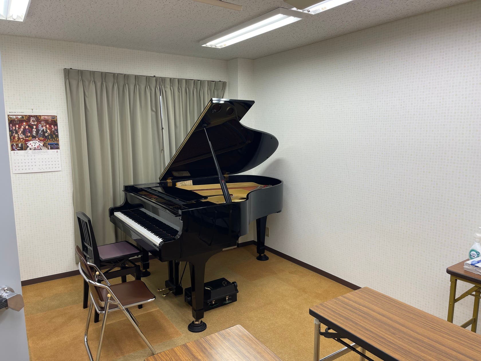 【ヤマハG3グランドピアノC】北浦和駅東口徒歩５分のグランドピアノの練習室（エレベーターはありません）の写真1