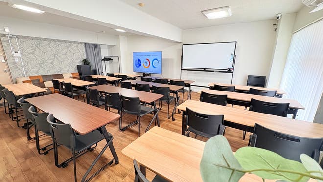NEW OPEN 名古屋駅徒歩4分|最大35名|フルリノベーション|土足利用可|24H可|会議|セミナー|塾|各種パーティーの写真8