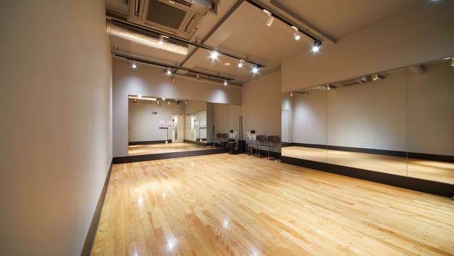 【大田区雪が谷大塚駅直結】28.6㎡/ダンス・ヨガ・レッスン多目的スタジオ/簡易防音/大人数可能(ルービー雪が谷大塚306号室)の写真1