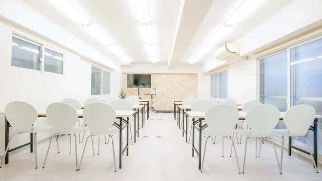 スペモ🧑🏻💻五反田駅🚶2分❗️会議💻ワークショップ📖勉強会👨🏫作業部屋✍️915_オリーブ会議室五反田の写真1