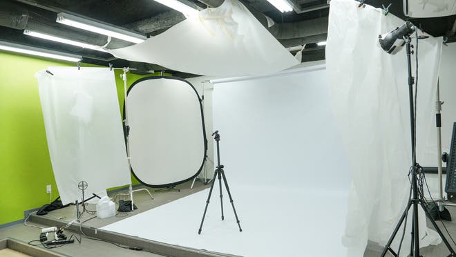 TAIGA STUDIO【2F 白ホリ撮影スタジオ】商品撮影・人物撮影に|撮影機材充実・テザー撮影対応の写真1