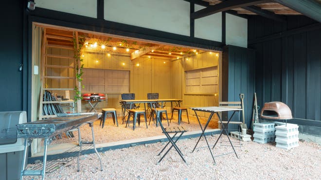 東京から約2時間の古民家をリノベーションした大正ロマン風の戸建て。撮影スタジオとしても最適の写真2