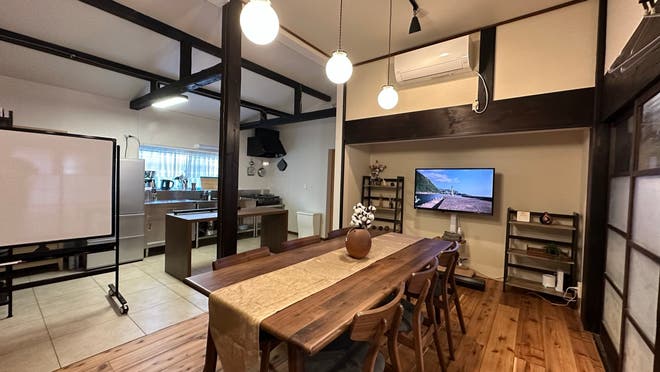 東京から約2時間の古民家をリノベーションした大正ロマン風の戸建て。撮影スタジオとしても最適の写真20