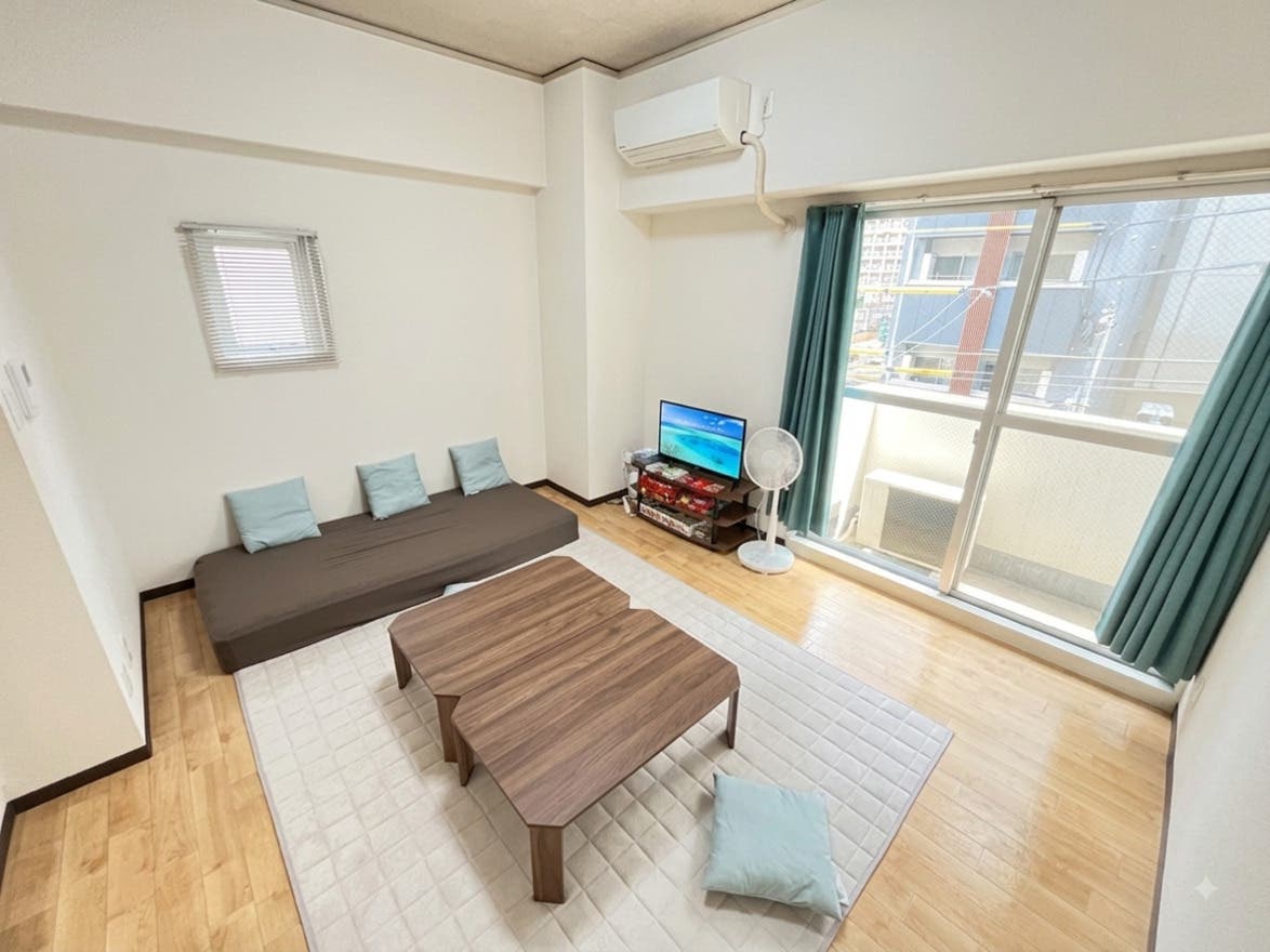 24h🏪久屋大通駅徒歩1分🚶女子会・デート🥳テレワーク💻高速WiFi・ボドゲ10種類✨BRUNO・IHコンロ＆映画鑑賞⭐の写真1