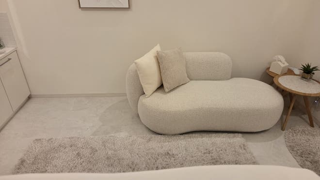 【リニューアル】東銀座駅徒歩1分の完全個室プライベートサロンの写真2