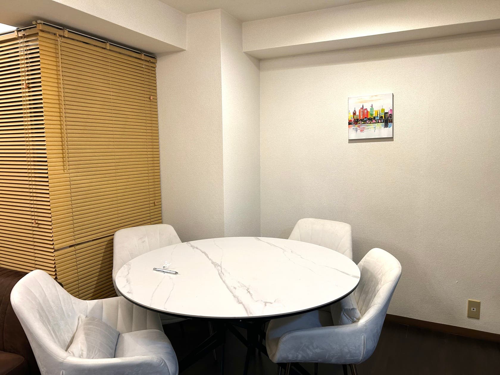 💰高級家具💰徒歩池袋🚶ママ会✨デート👫女子会❤️誕生日会🎂推し会🌹120インチプロジェクタの写真3