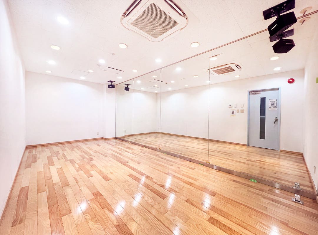 アドレ【Cスタジオ】24h完全防音✨🕺無料駐車場🚙楽器演奏/ダンス/発声[74]の写真1