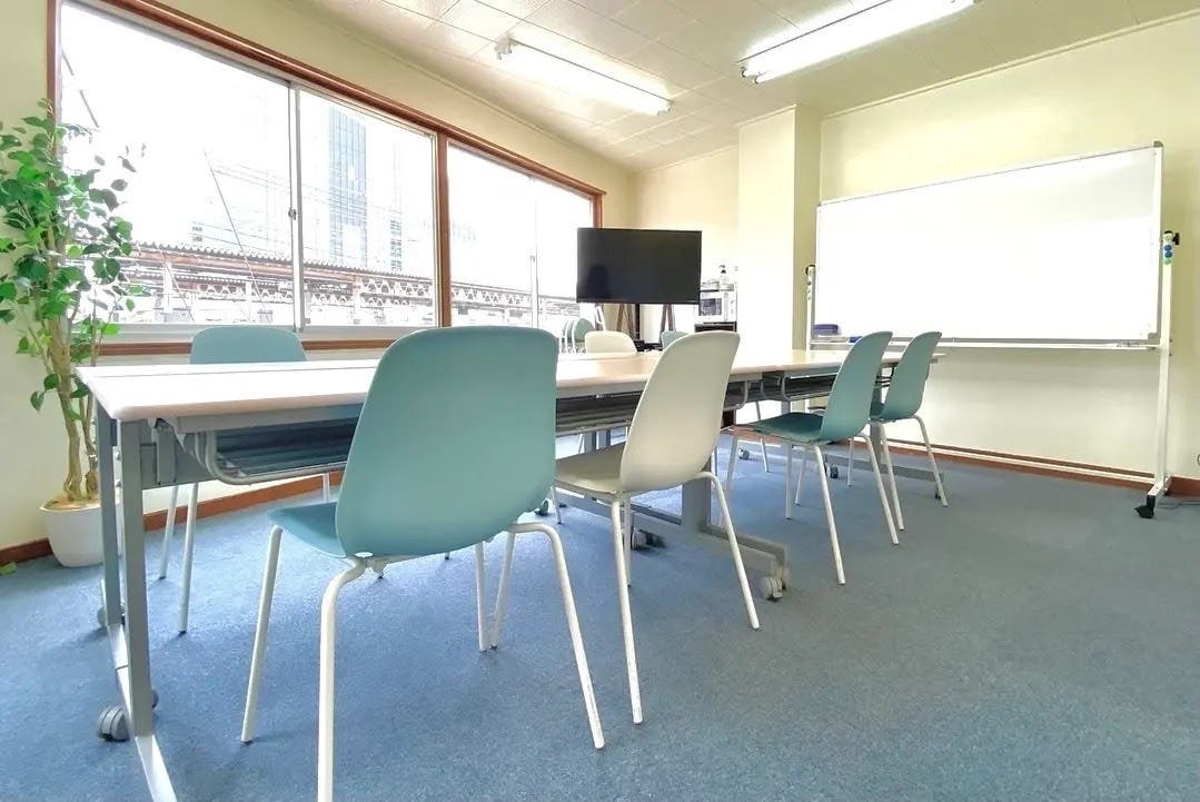 【三宮B/駅近】JR三ノ宮駅徒歩２分/最大12名/Wi-Fi/セミナー/ミーティング/Web会議/モニターの写真4