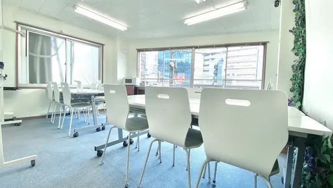 【三宮C/駅近】JR三ノ宮駅徒歩2分/最大12名/Wi-Fi/セミナー/ミーティング/Web会議/モニターの写真3