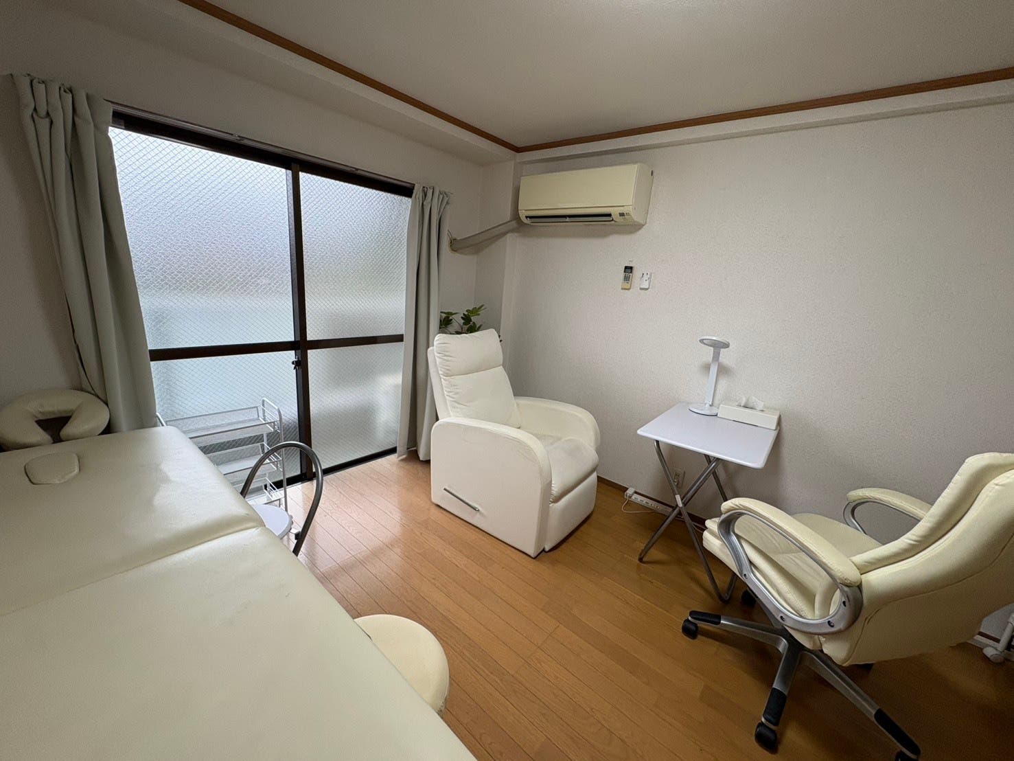 ＜日吉マルチスペース＞完全個室✨Wi-Fi📶施術用ベッド/リクライニングチェア💆‍♀️💅サロン/整体/テレワークの写真9