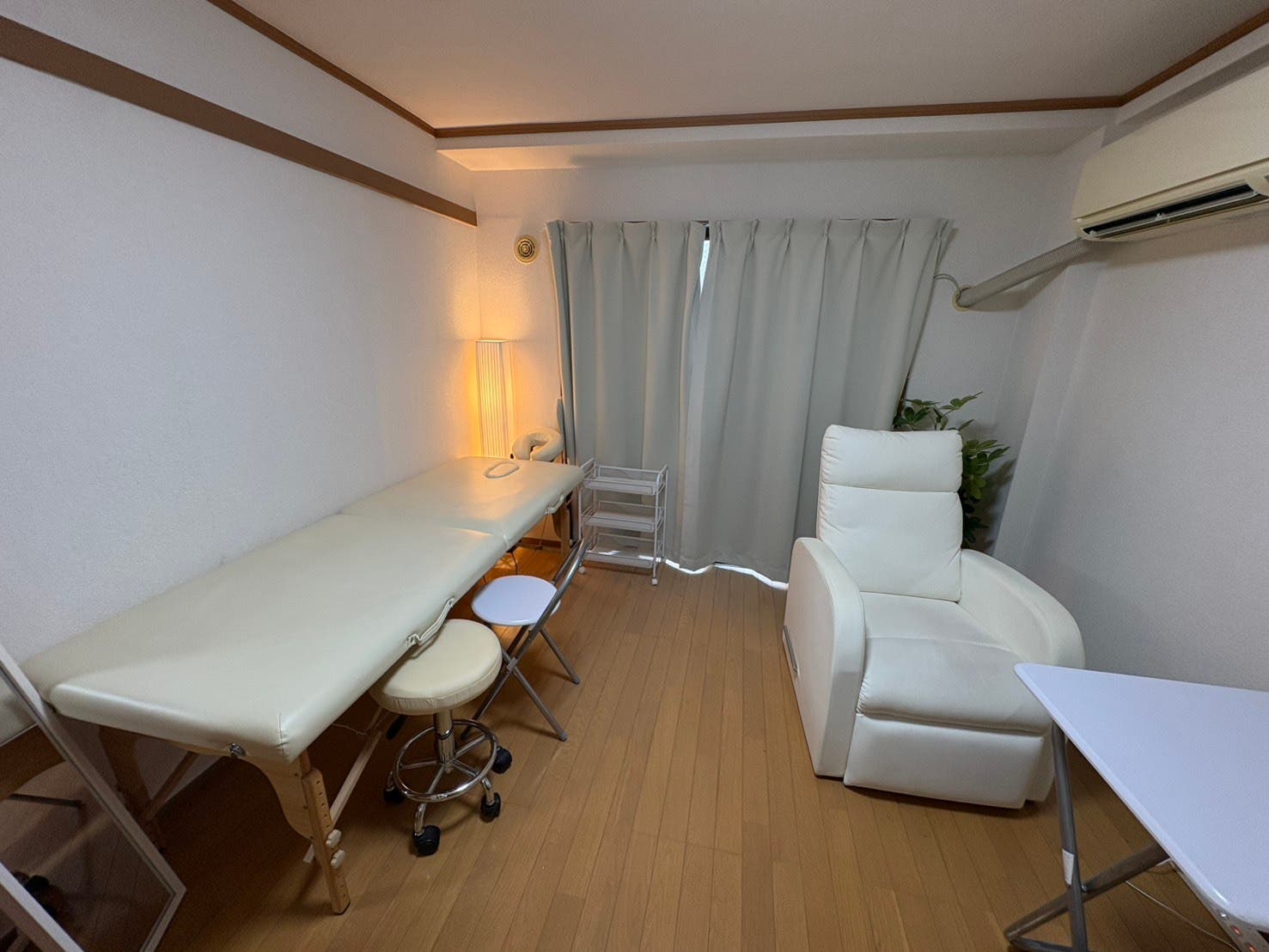 ＜日吉マルチスペース＞完全個室✨Wi-Fi📶施術用ベッド/リクライニングチェア💆‍♀️💅サロン/整体/テレワークの写真10