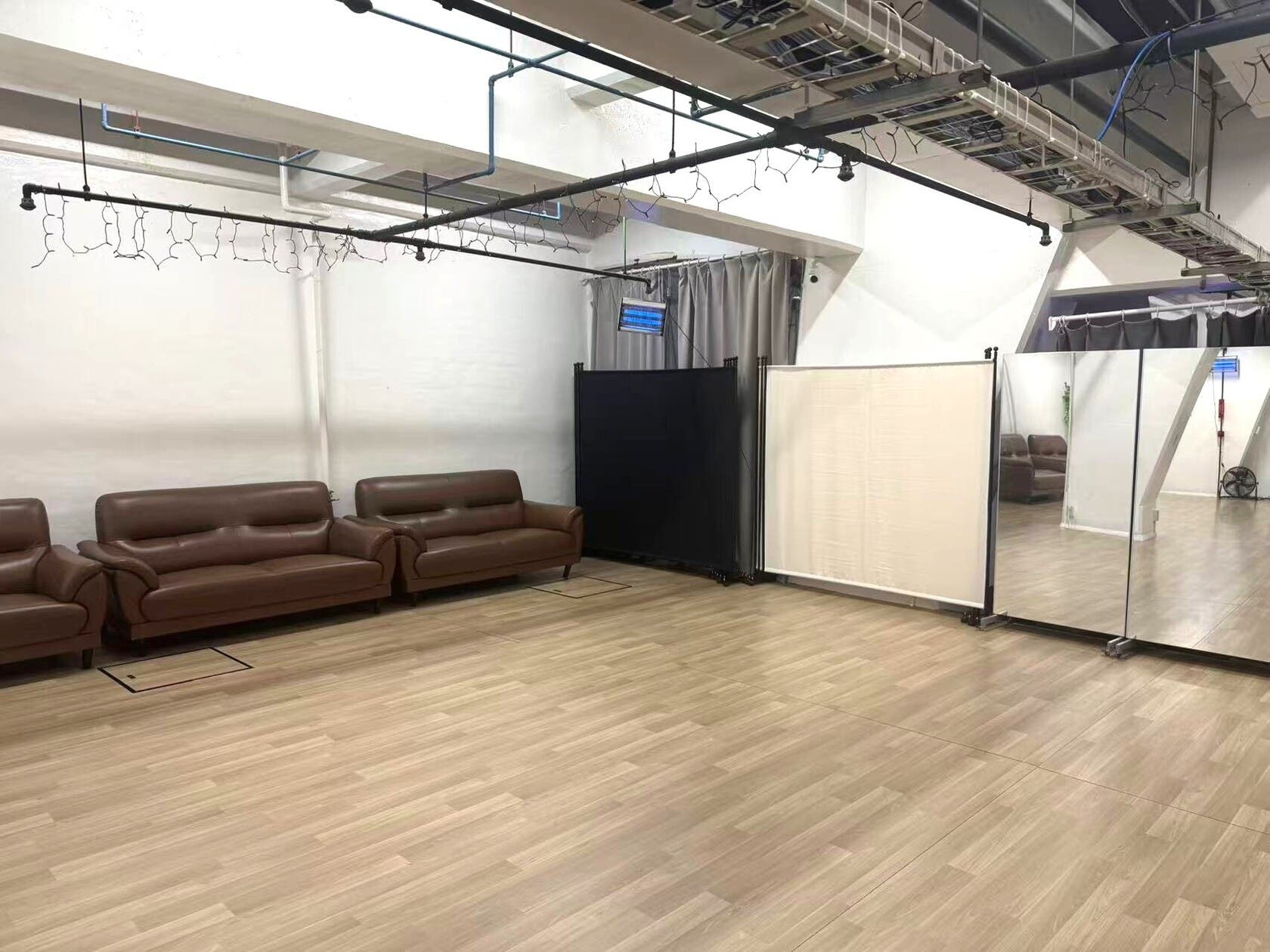 【B－グンカン・ベース】圧巻200㎡｜高音質スピーカー×プロ用音響×マイク完備｜大音量OK｜配信・イベント・ダンス対応！の写真20