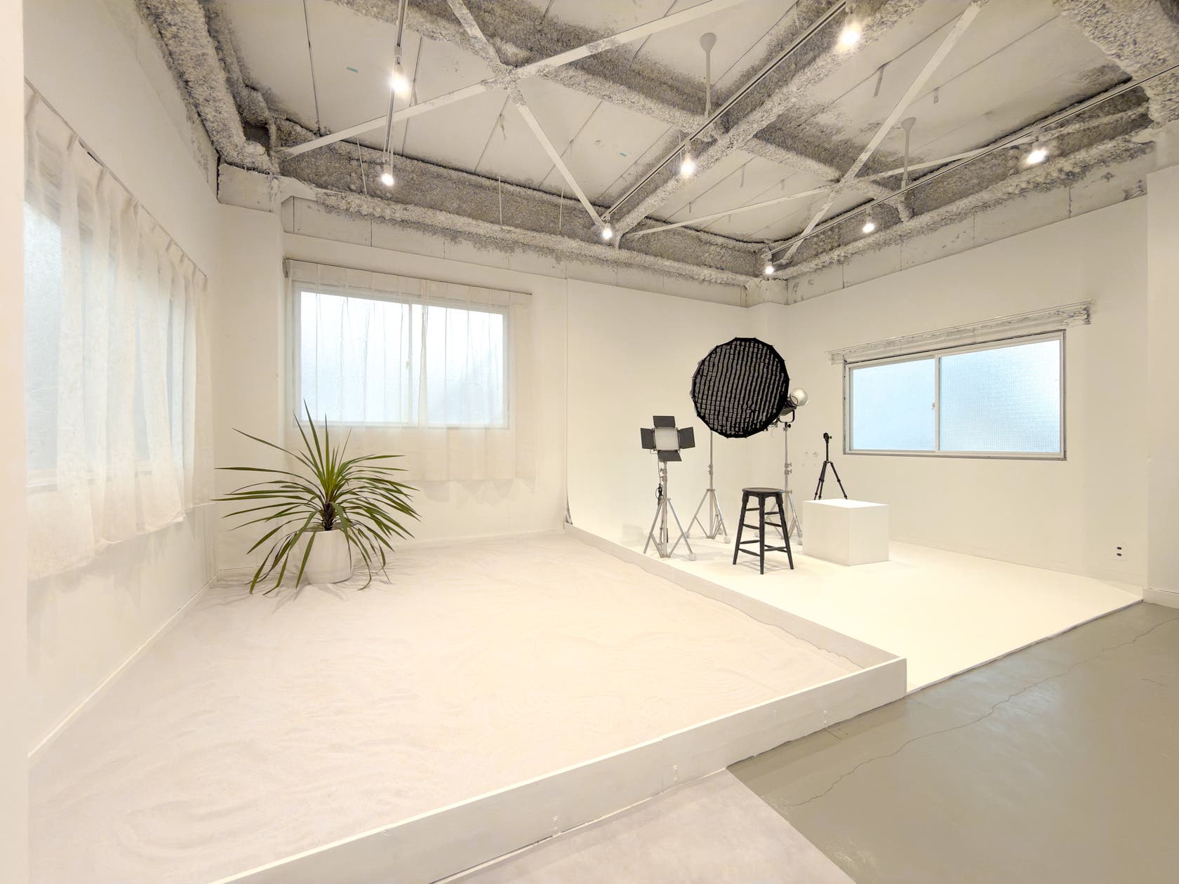 【ベストホスト運営】🏄‍♀️NEW OPEN🏄‍♀️自然光が降り注ぐシロホリ｜プロ機材全て無料で手ぶら撮影の写真12