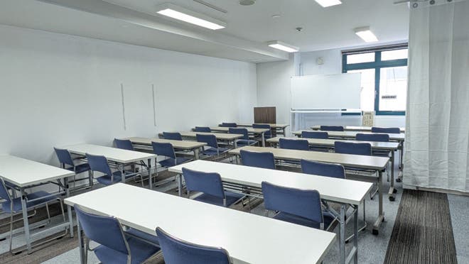電車通り沿い・セブンイレブン紙屋町ビル 最大36名様 スクリーン&プロジェクター光WiFi無料!カンファレンス21 紙屋町3Cの写真1