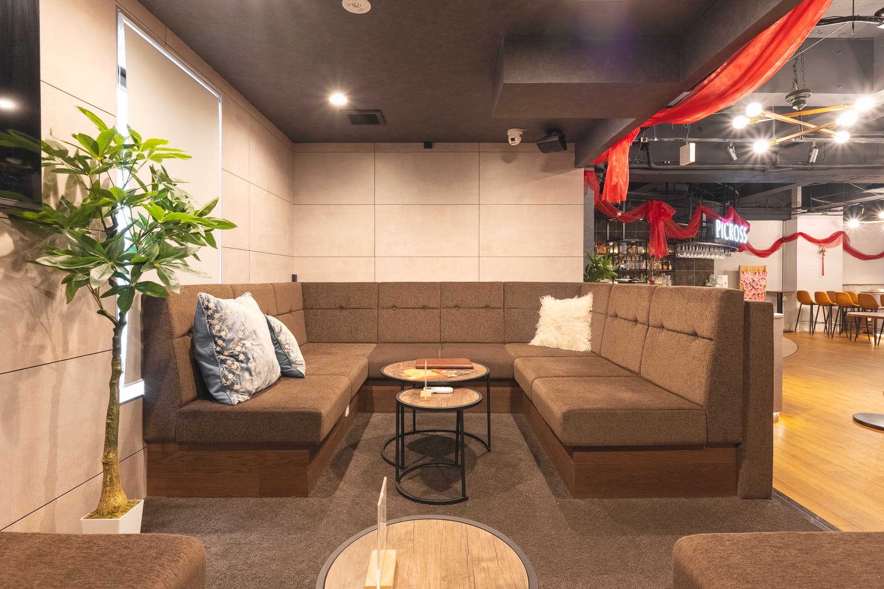 スペモ🍻大塚徒歩１分✨最大120名🥳おしゃれなバー空間を貸切❣️イベント・パーティー・撮影✨888_PICROSS大塚店の写真7