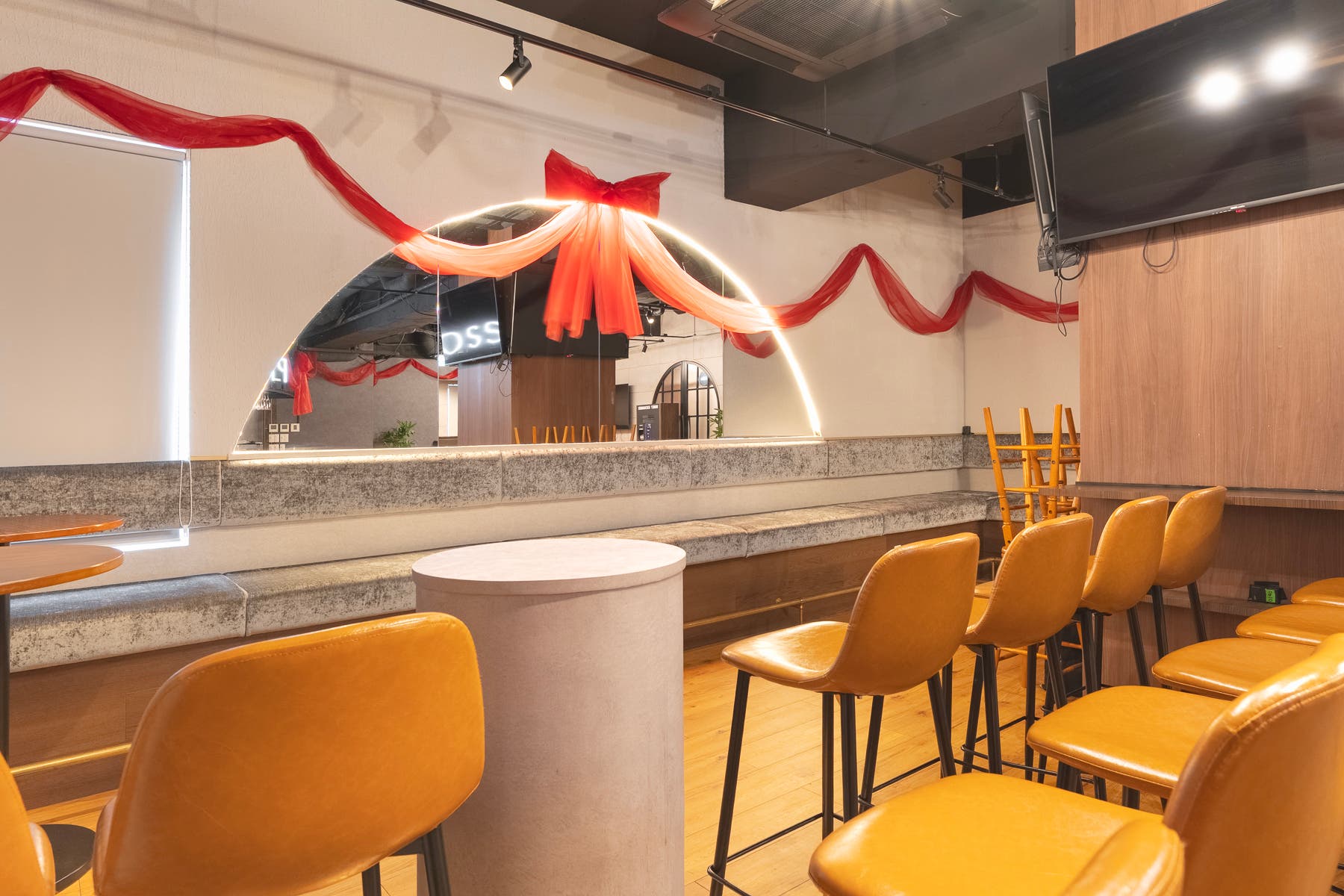スペモ🍻大塚徒歩１分✨最大120名🥳おしゃれなバー空間を貸切❣️イベント・パーティー・撮影✨888_PICROSS大塚店の写真9