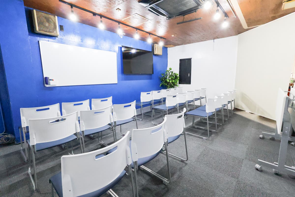 【なんば駅徒歩1分！定員24名】モニター・高速WiFi全て無料！ふれあい貸し会議室 なんばNo168 道頓堀・グリコサインそばの写真14